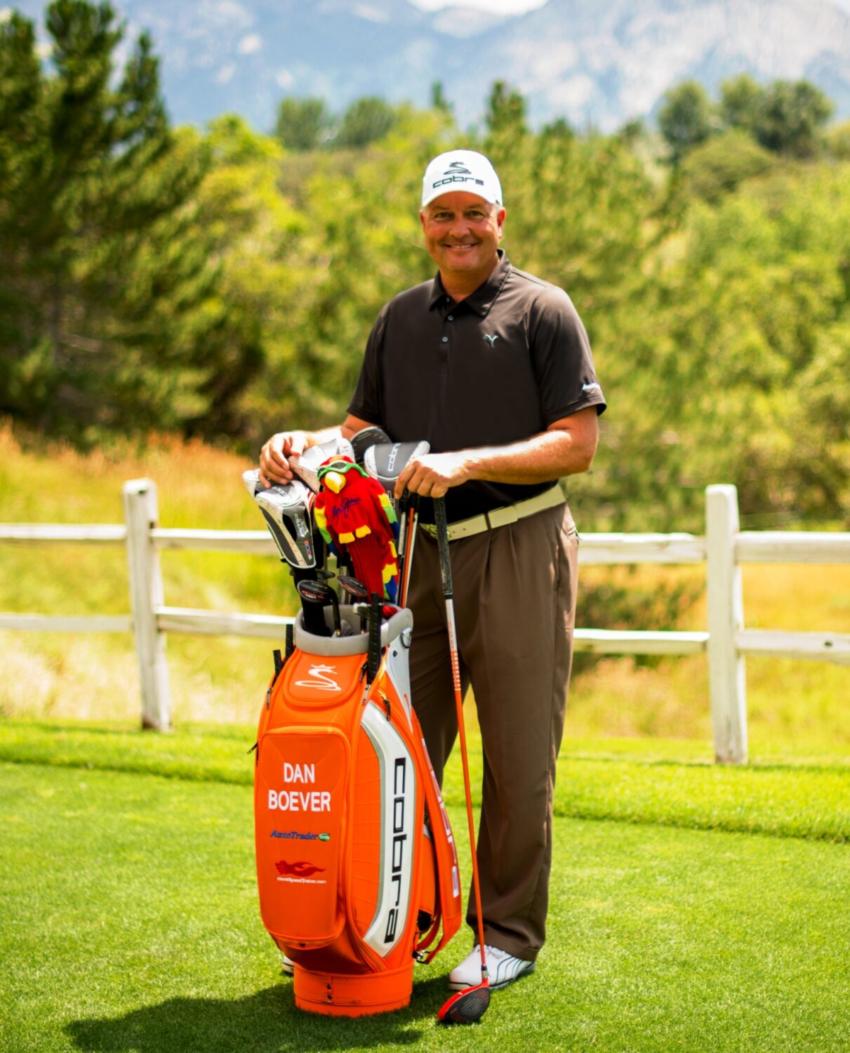 Dan Boever - A First-Class Big League Golf Entertainer - Golf Range ...